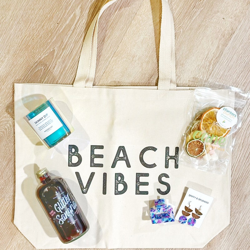 Beach Theme Gift - 60+ Gift Ideas for 2025