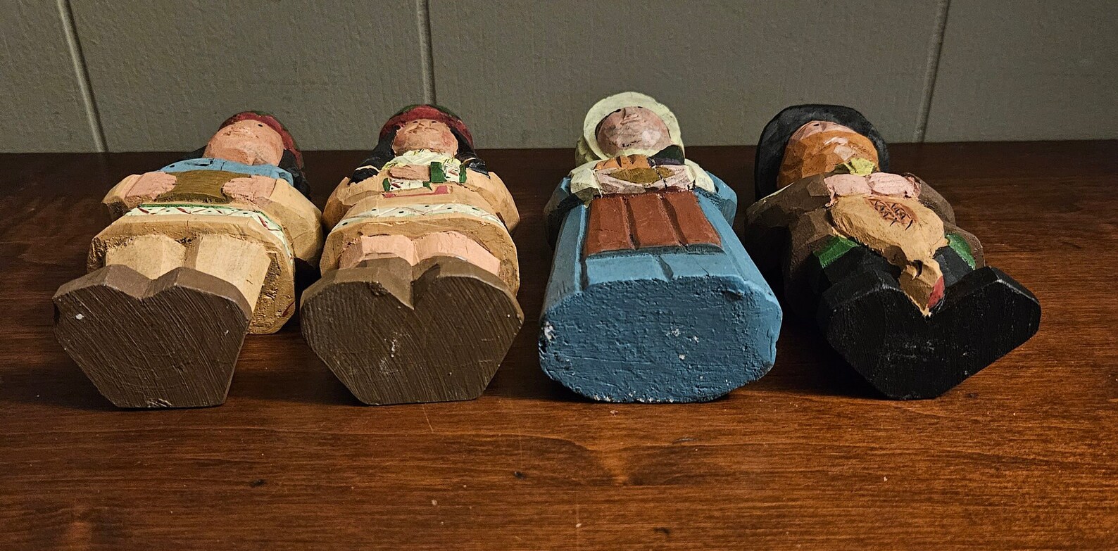 Rustic Wood Artist Carved and Painted Folk Art Thanksgiving Pilgrims ...