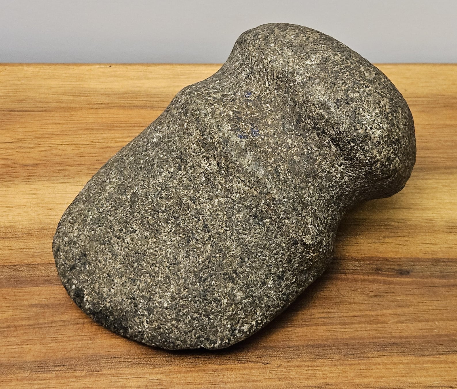 LARGE Fully Grooved Axe Stone Axe Head - Antique Native American Indian ...
