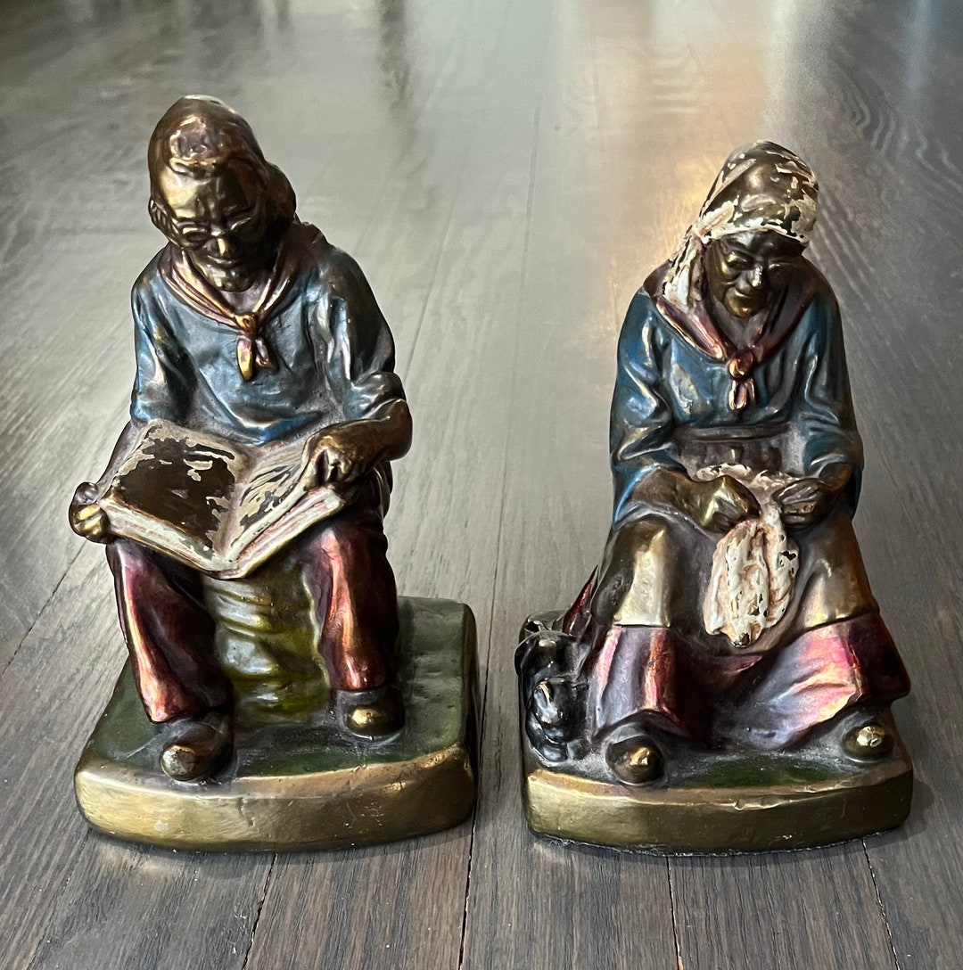 Armor Bronze Vintage Darby & Joan Bookends - Etsy