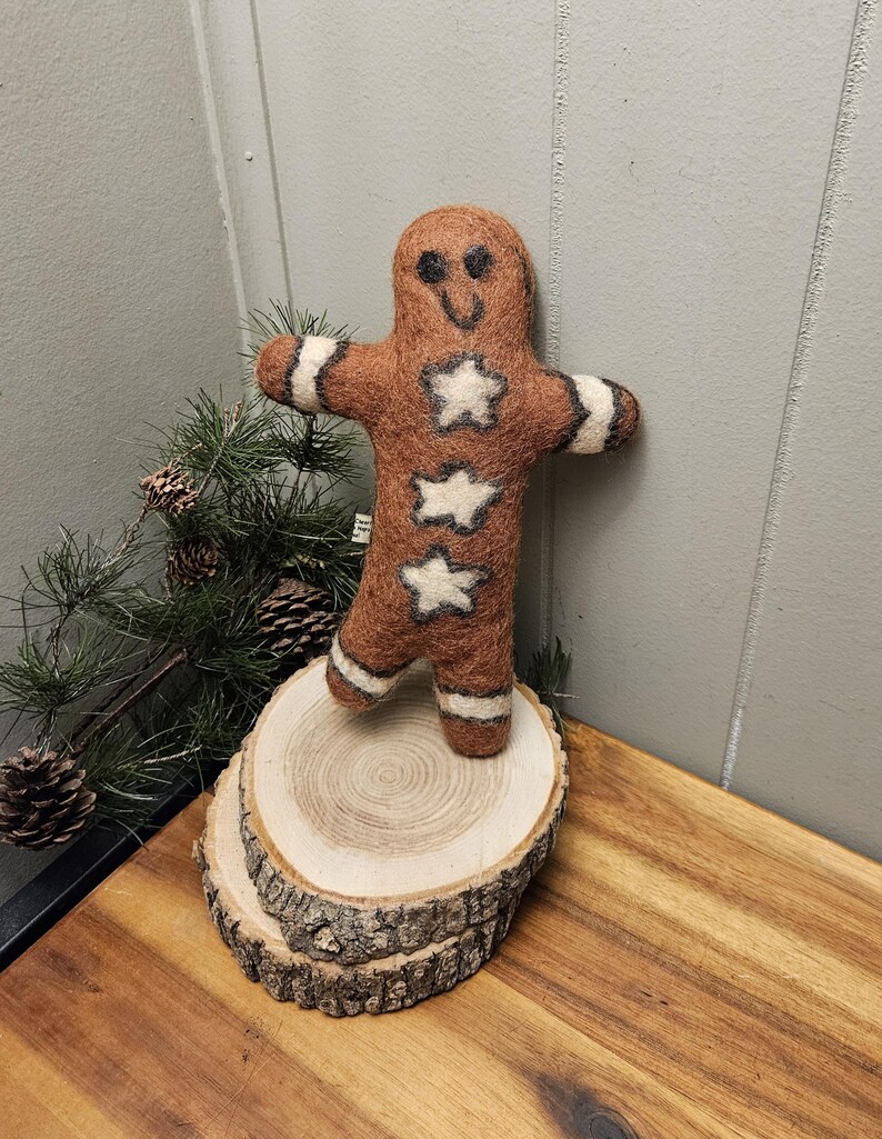9” Tall Artist Made in Nepal Needle Felted Wool Christmas Gingerbread ...