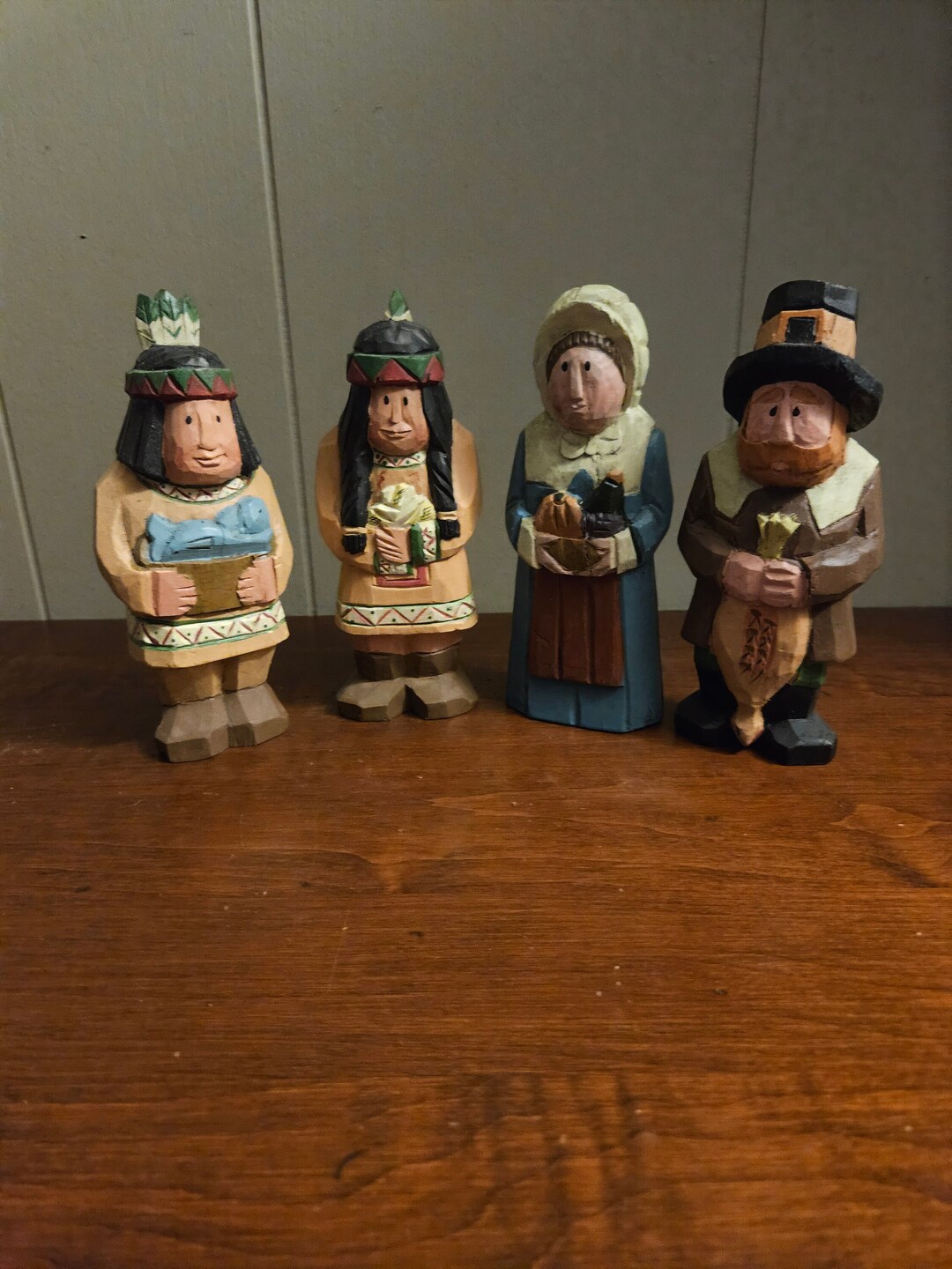 Rustic Wood Artist Carved and Painted Folk Art Thanksgiving Pilgrims ...
