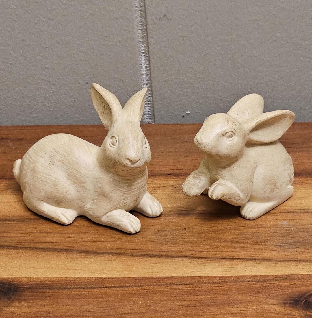 Pair of Vintage Primitive Style Bunny Rabbits - Cast Resin Easter ...