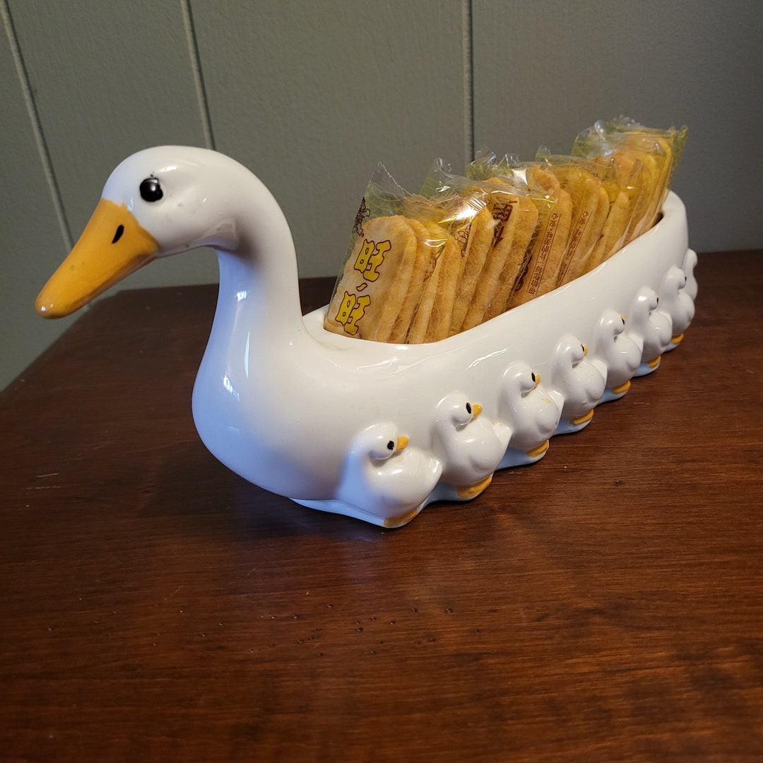 Vintage Hand Painted Mother Duck With Ducklings Ceramic Cracker Display ...