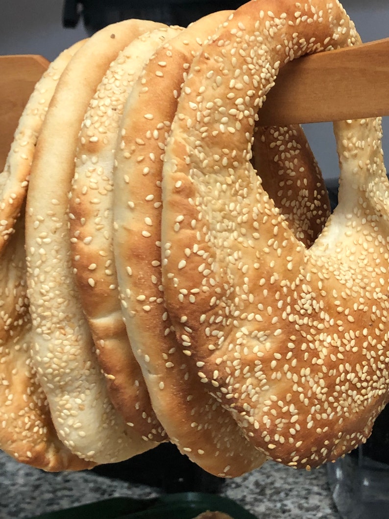 Kaak , Bread for Knafeh Topped With Sesame Seedskaak Bread Lebanese ...