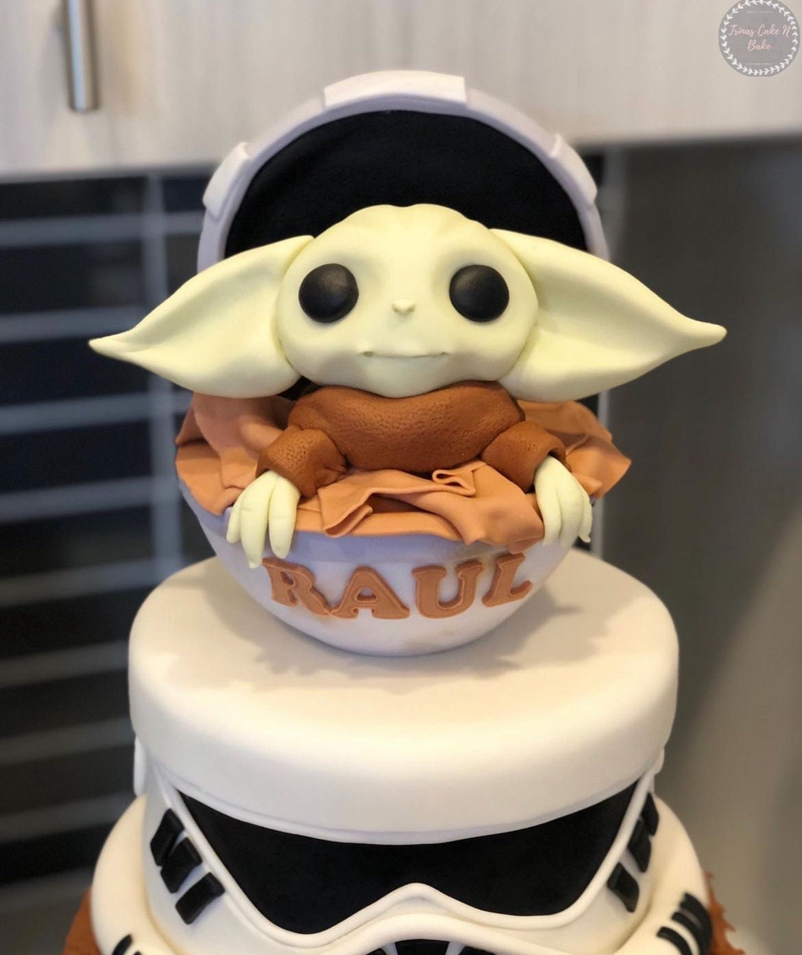 Fondant Grogu Baby Yoda Cake Topper - Etsy