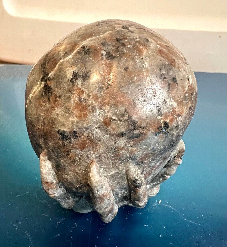 Yooperlite Skull W/hand - Etsy