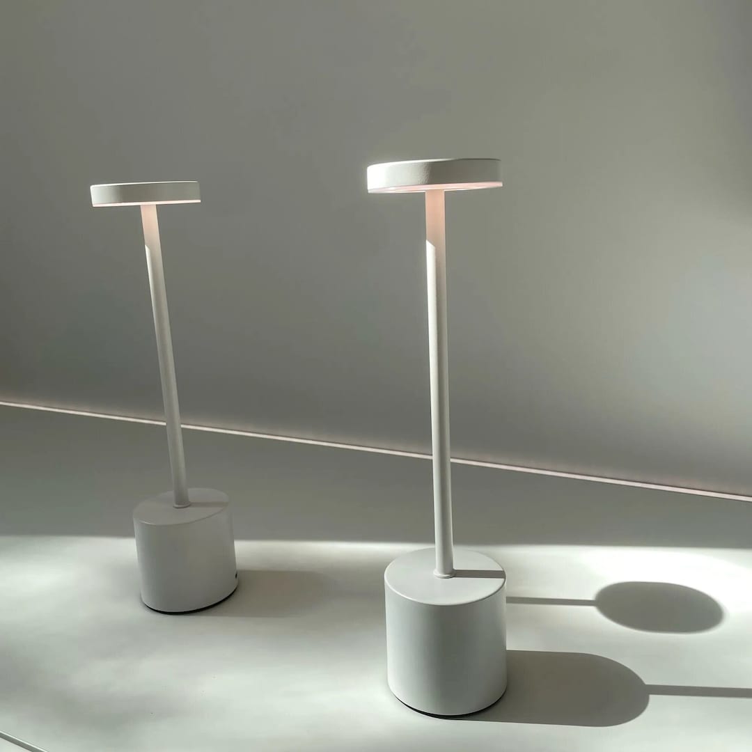 Minimalist Simple Desk Lamp Simple Table Lamp, Minimalist Table Lamp ...
