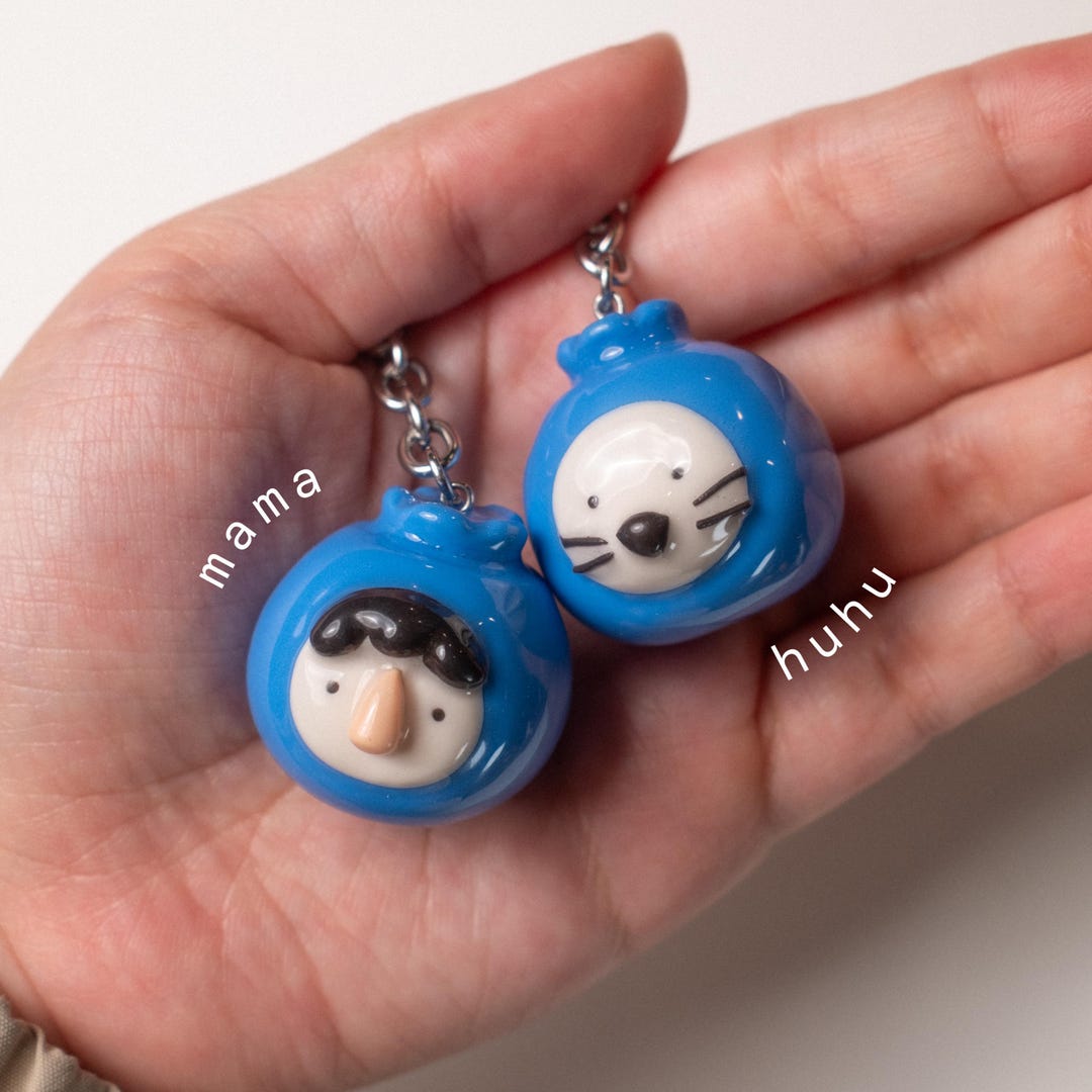 Blueberry Keychain | Mama + Huhu | Handmade, Polymer Clay, Fruit - Etsy
