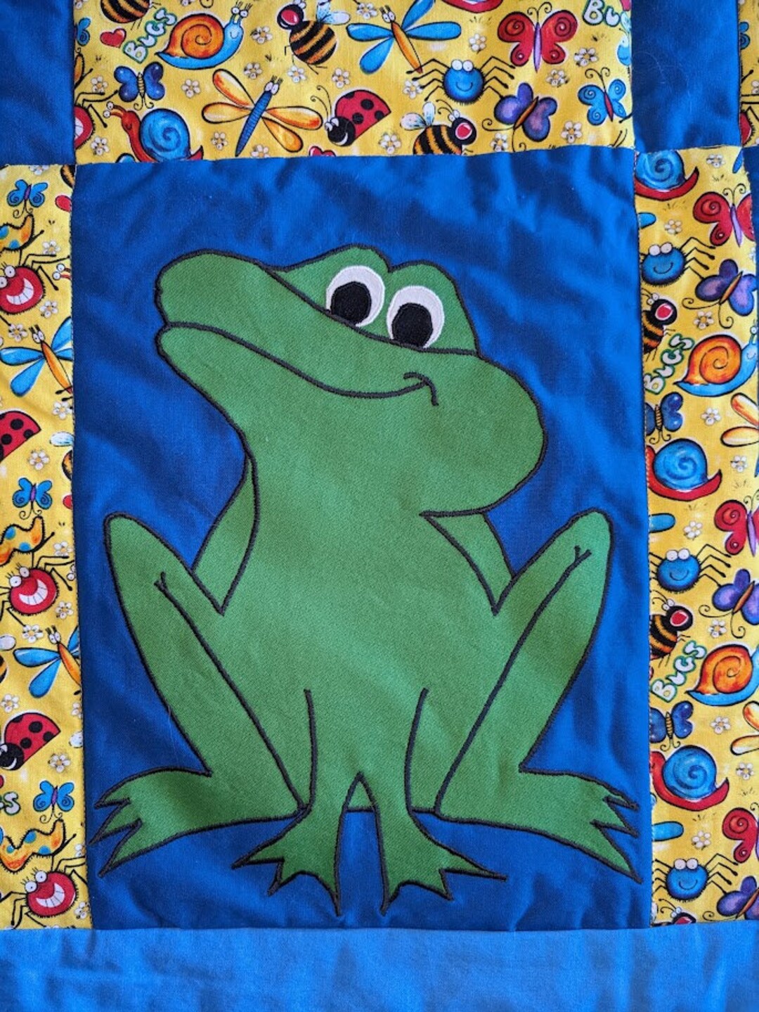 Fun-loving Frogs: Handmade Quilted Wall Hanging - Etsy