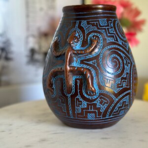 Vintage South American Native Folk Art Brazilian Vase Pottery With ...