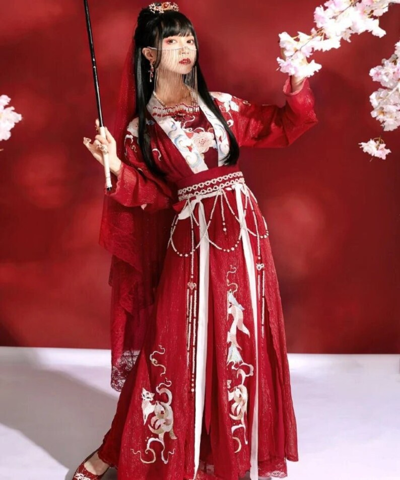 Fox Charm Embroidered Gown Set Women Traditional Chinese Hanfu Prom ...