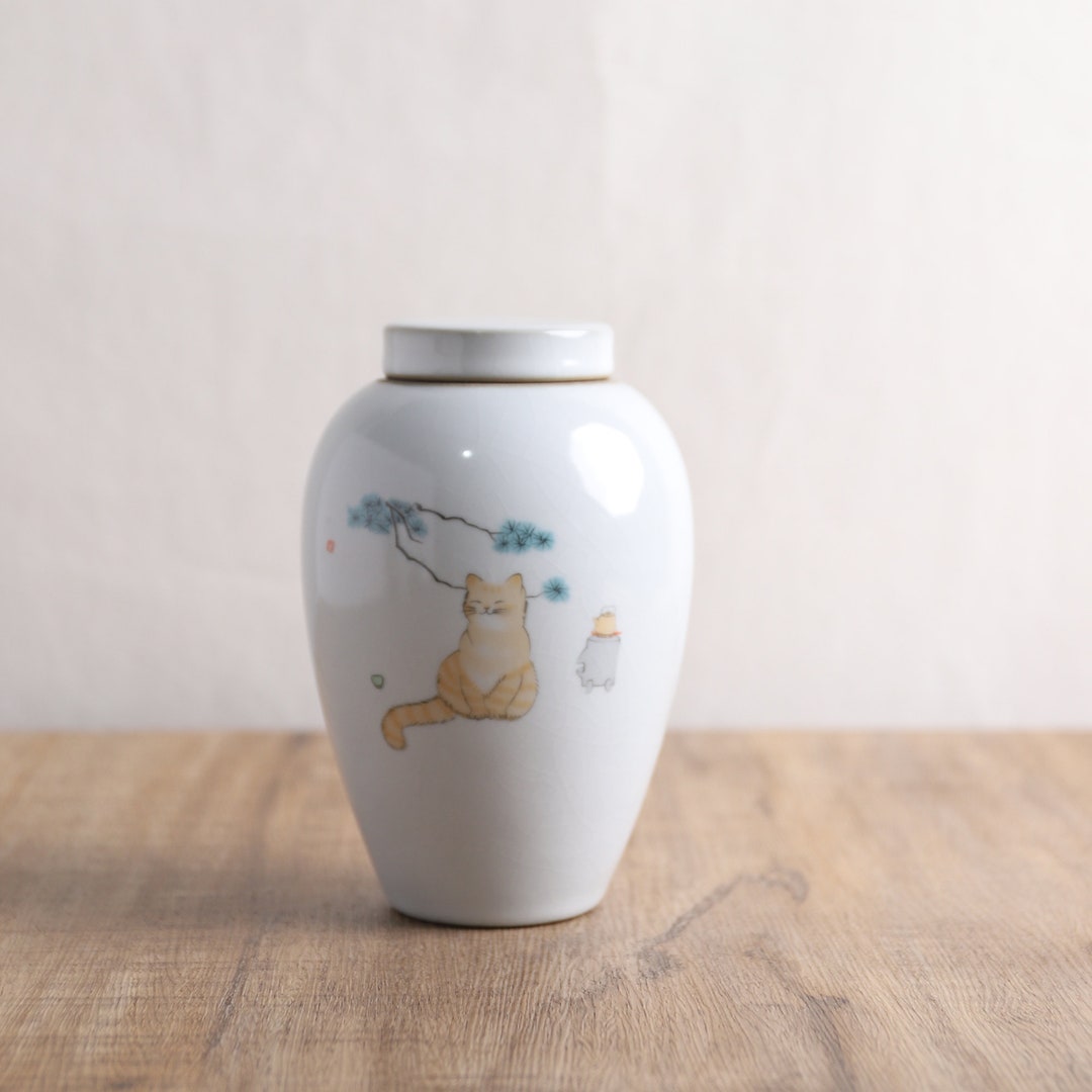 Oval Ceramic Pet Cremation Urn With Adorable Cat Design, Cute Cat ...