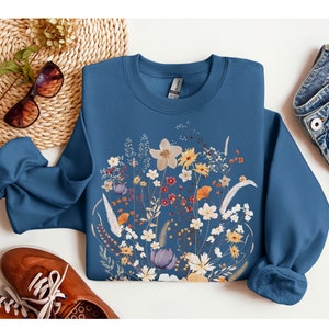 Pressed Flower Sweatshirt Wildflowers Sweater Cottagecore Sweat ...