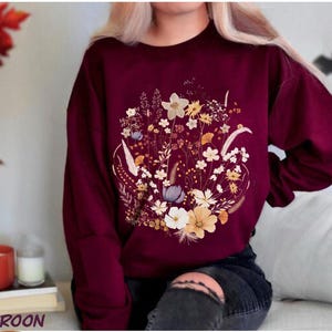 Pressed Flower Sweatshirt Wildflowers Sweater Cottagecore Sweat ...