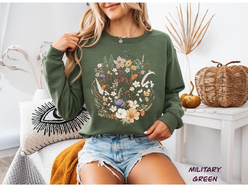 Pressed Flower Sweatshirt Wildflowers Sweater Cottagecore Sweat ...