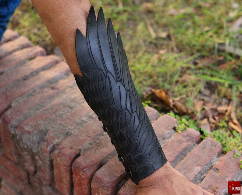 Medieval Viking Knight Armor, Ren Faire Samurai Larp Armor, Raven Wings ...