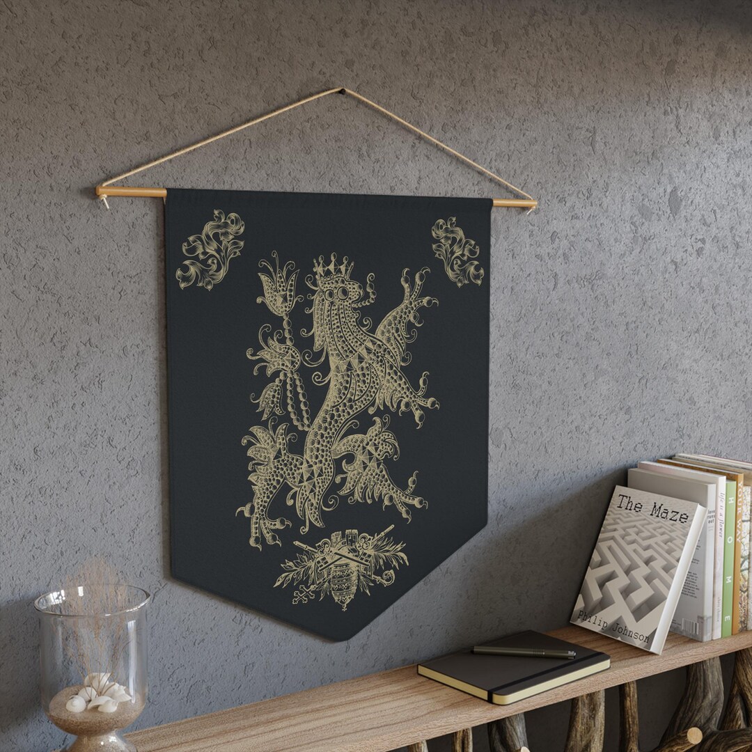 Heraldry Pennant, Medieval Coat of Arms, Lion Wall Banner, Hanging Flag ...