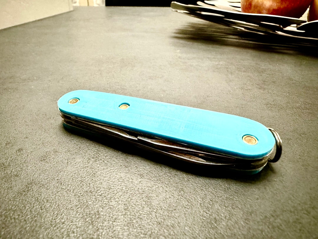 CHEEKS / SCALES Victorinox ESSENTIAL Sak 91 Mm - Etsy