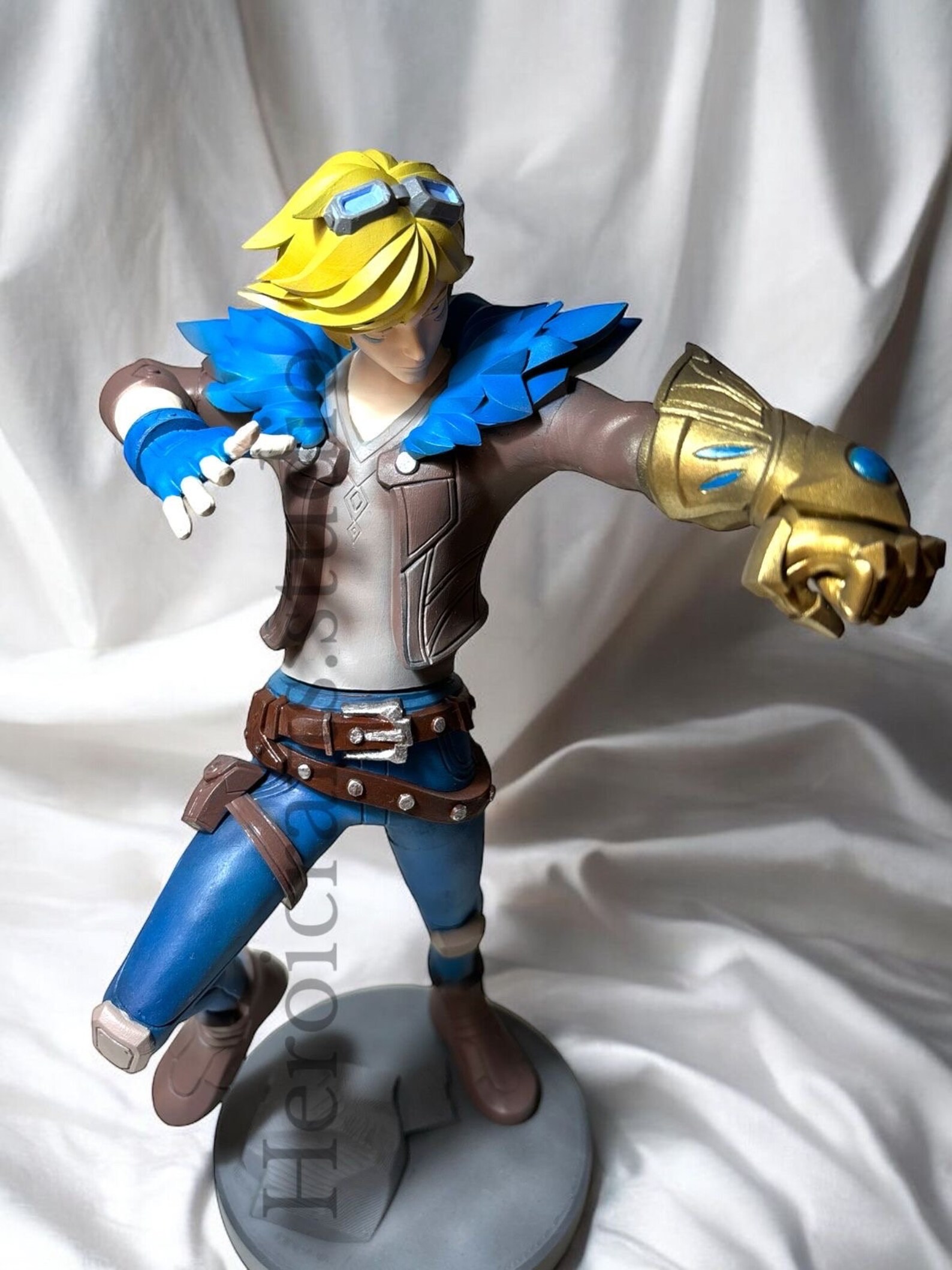 Ezreal , League of Legends Collectible, LOL Game Figure, Video Game ...
