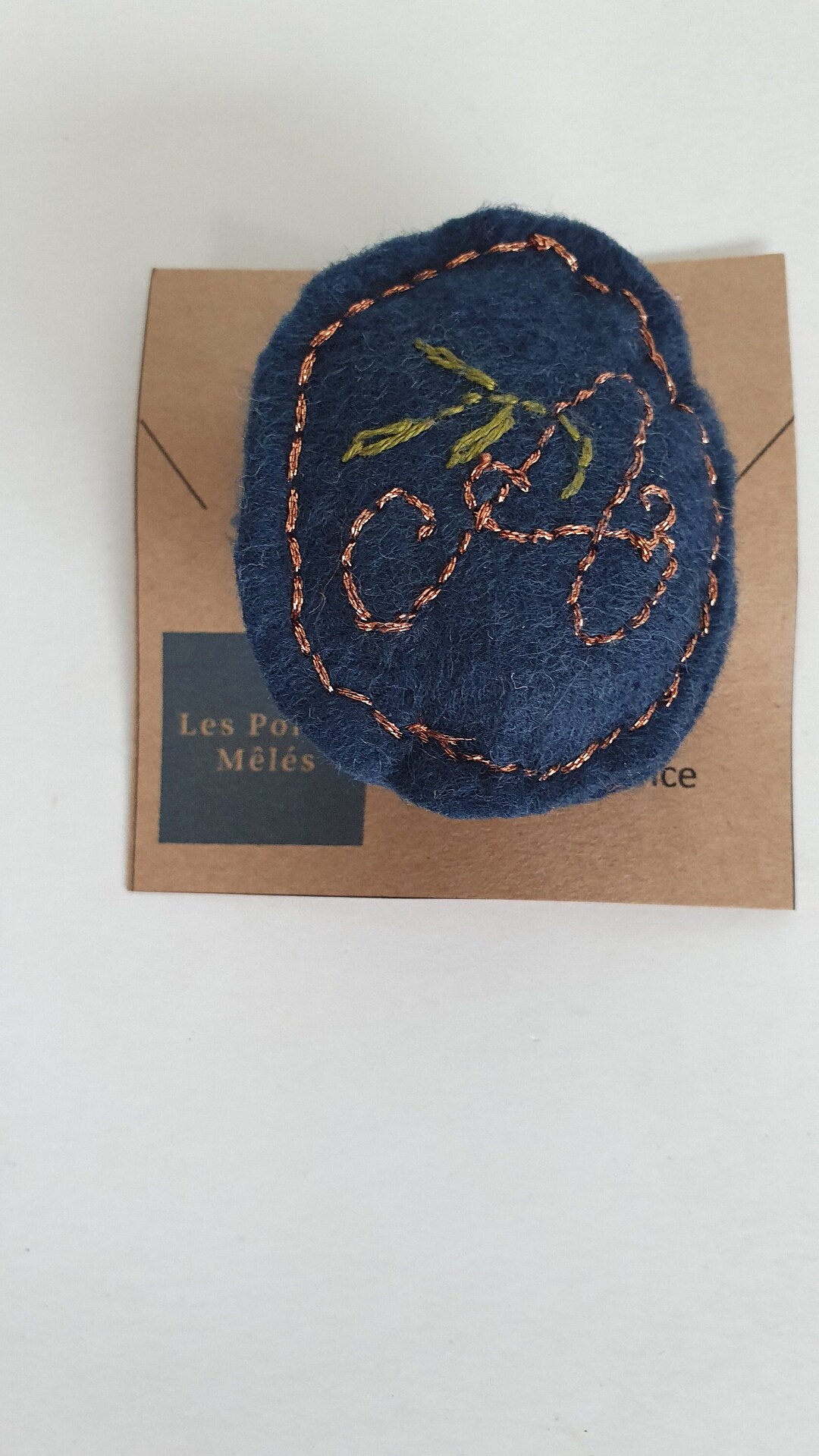 BROCHE BRODEE FEUTRINE - Etsy France