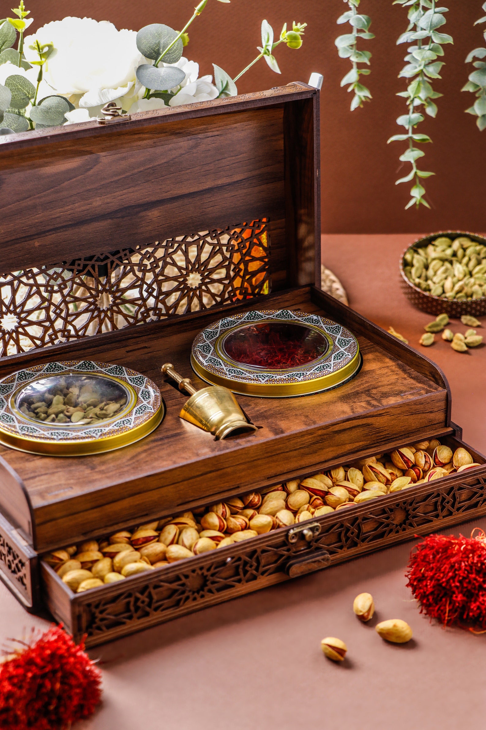 Premium Quality Saffron, Wooden Saffron Gift Box, Handmade Christmas ...