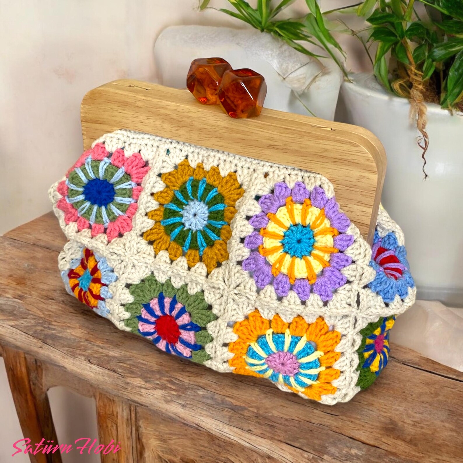 Crochet Granny Square Wooden Kiss Lock Purse, Crochet Colorful Clutch ...