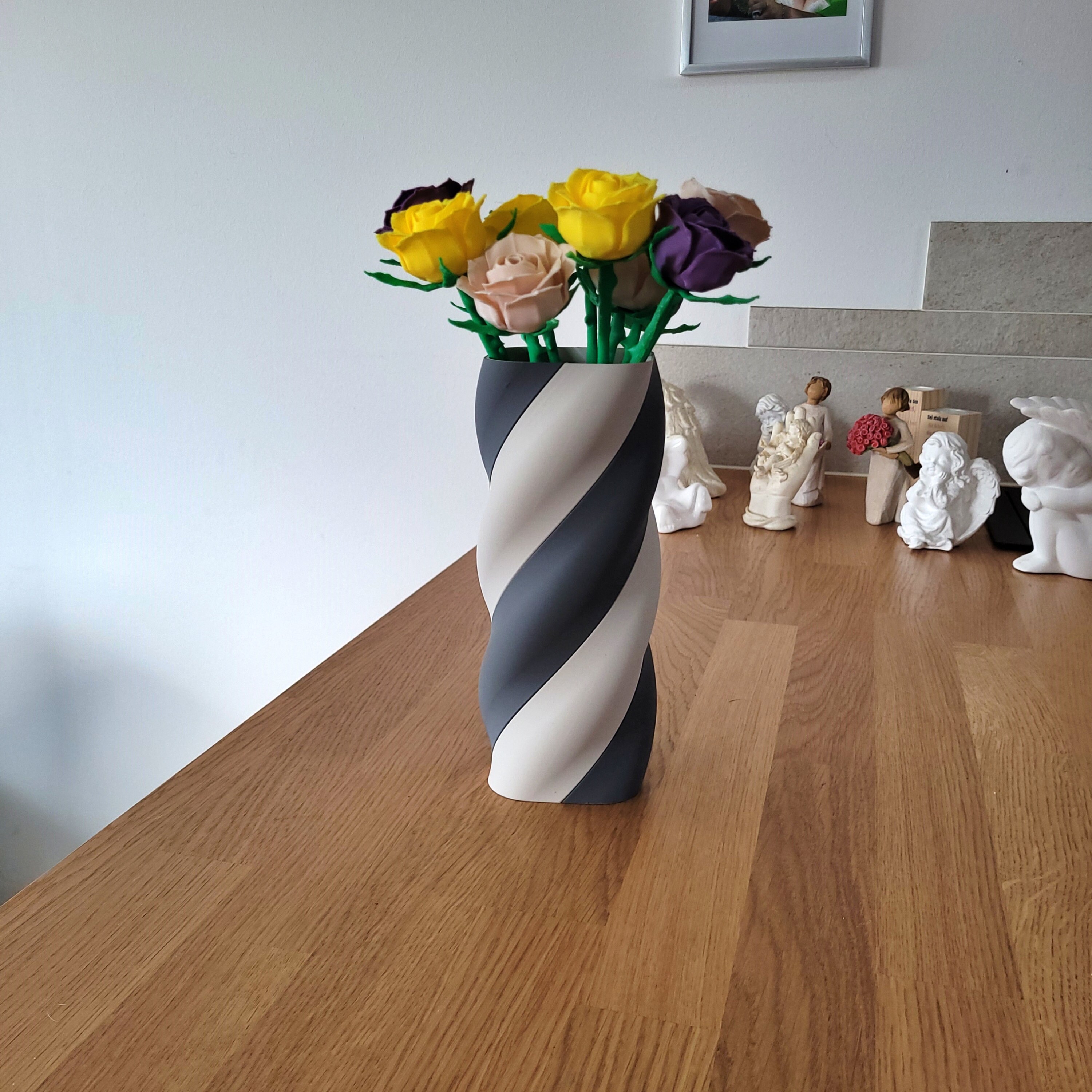 Twister Design Vase - Etsy