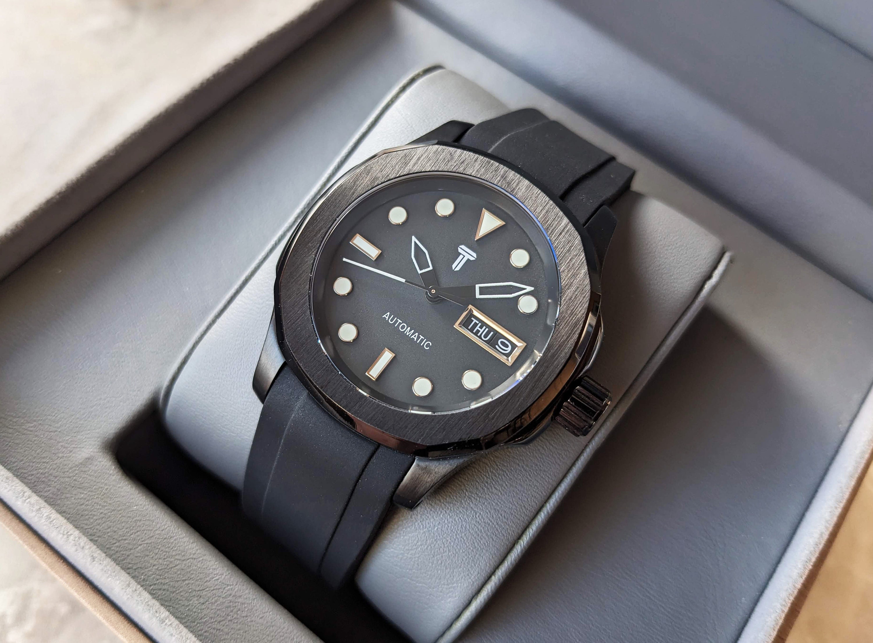 Custom Pilot Mod Black PVD Stainless Steel Case Custom Mens Watch Mod ...