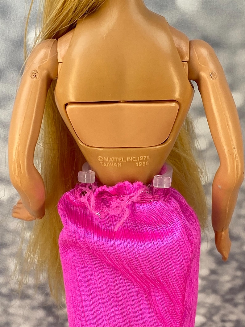 Beauty Secrets Barbie #1290: 1979 Barbie - Etsy