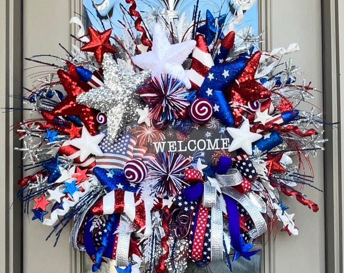Patriotic Fireworks Welcome Wreath - Etsy