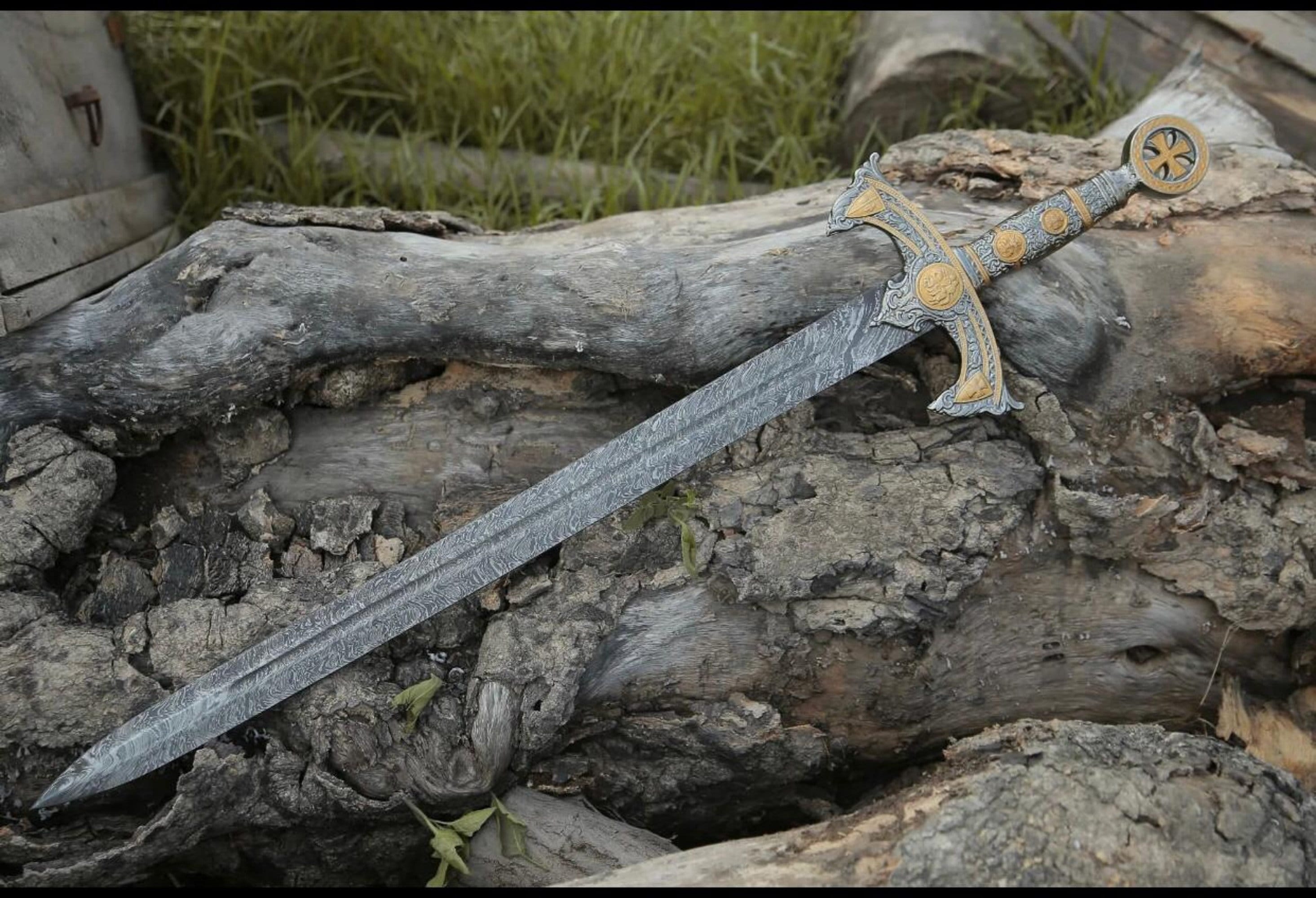 Hand Forged Damascus Steel Sword, Viking Sword, Battle Ready Sword ...