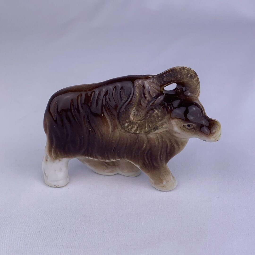 Vintage Yak Porcelain Ceramic Wall Shelf Hugger Figurine Made in Japan ...