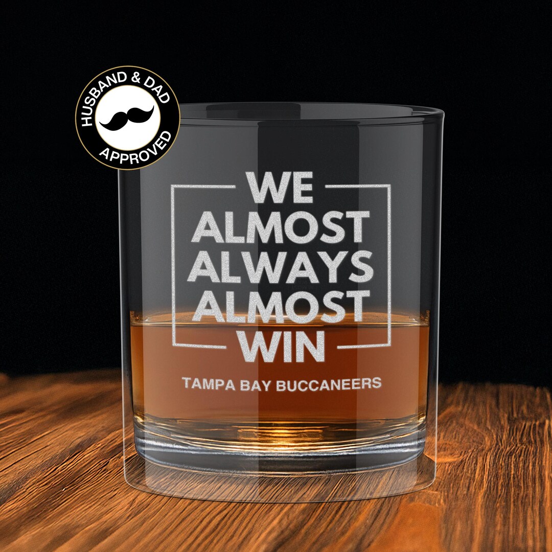 Tampa Bay Buccaneers Engraved Whiskey Glass, Buccaneers Bourbon 10oz ...