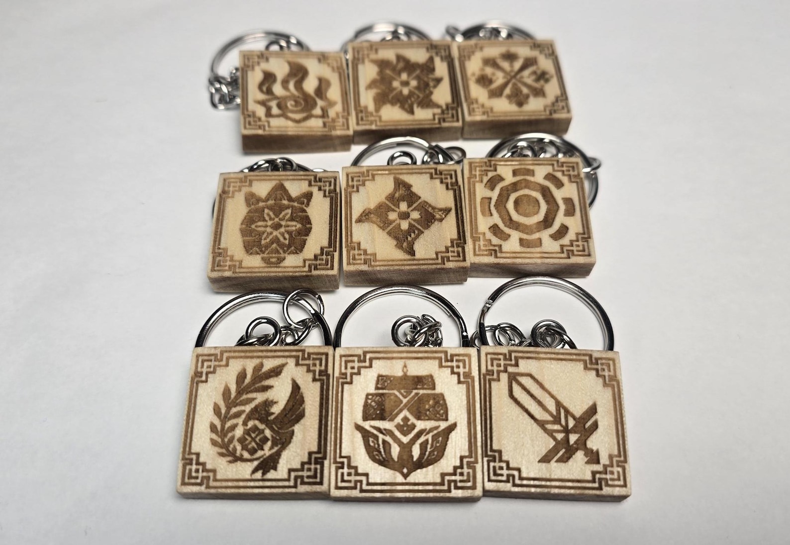 Monster Hunter Icons & Village Keychains - Handcrafted Wooden Set - Etsy