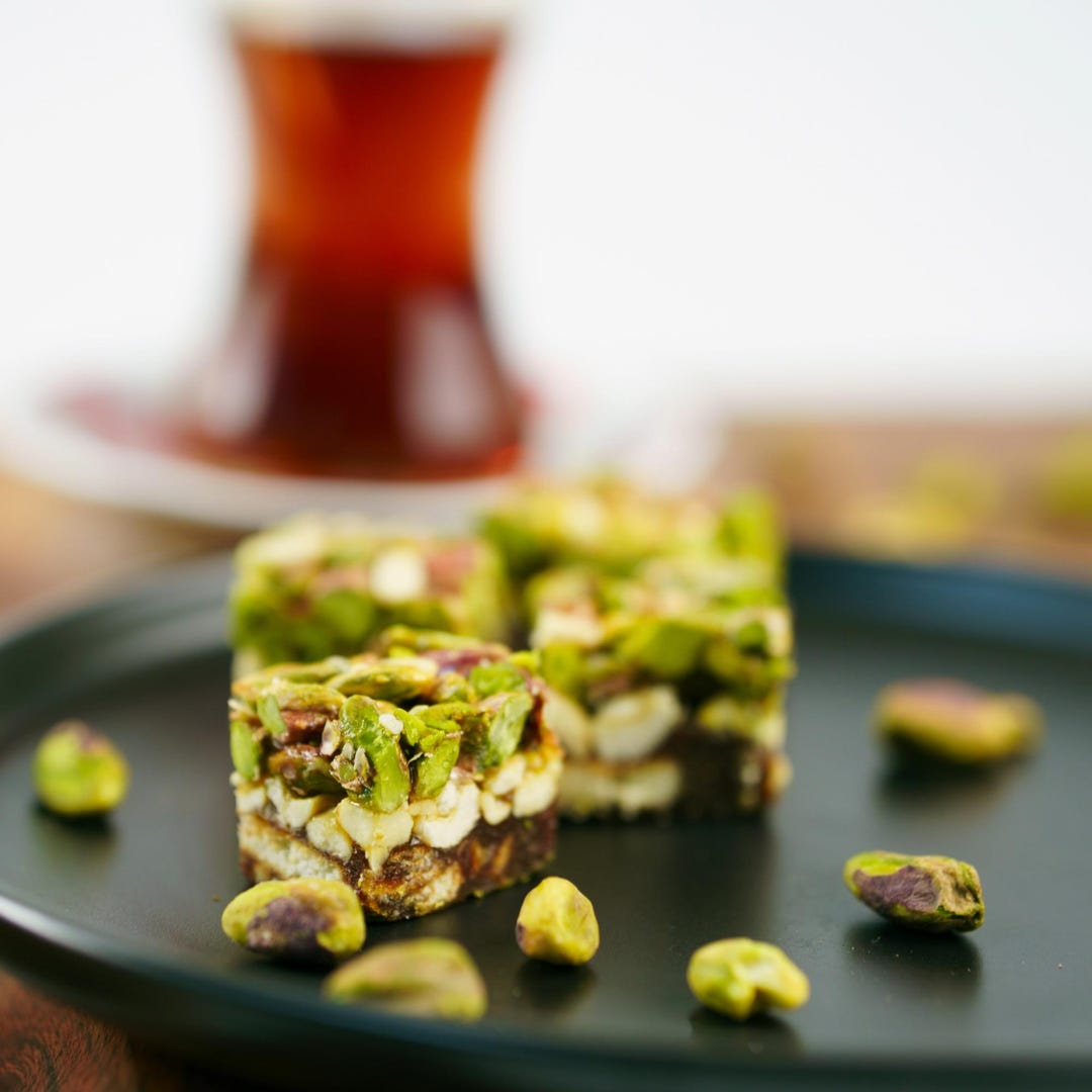 Zaitoune Sweets Tamriyah With Nuts - Authentic Middle Eastern Date ...