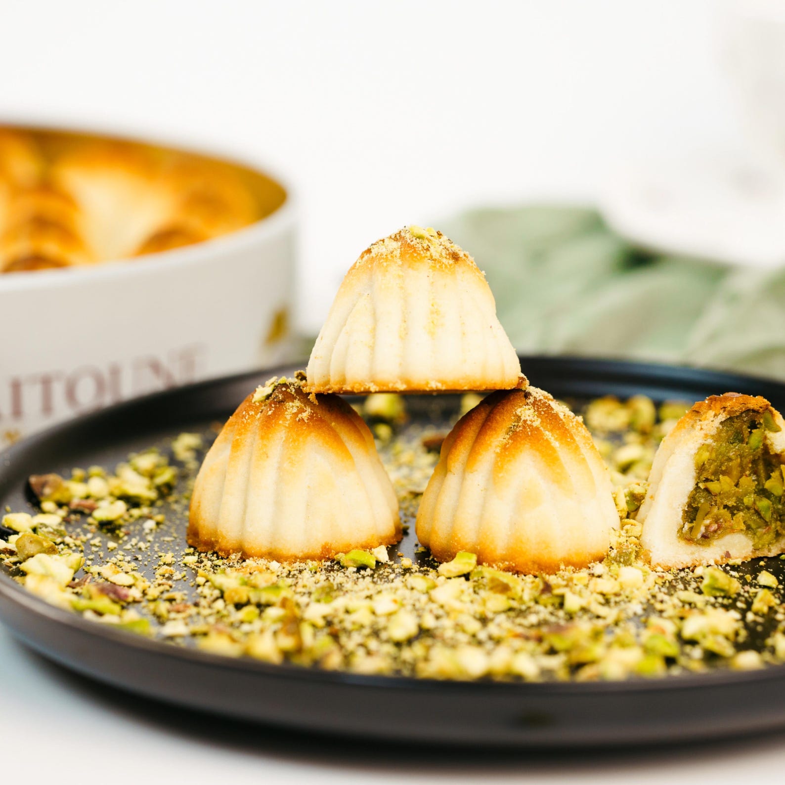 Pistachio Maamoul Cookies: Authentic Middle Eastern Pastry (500g) - Etsy