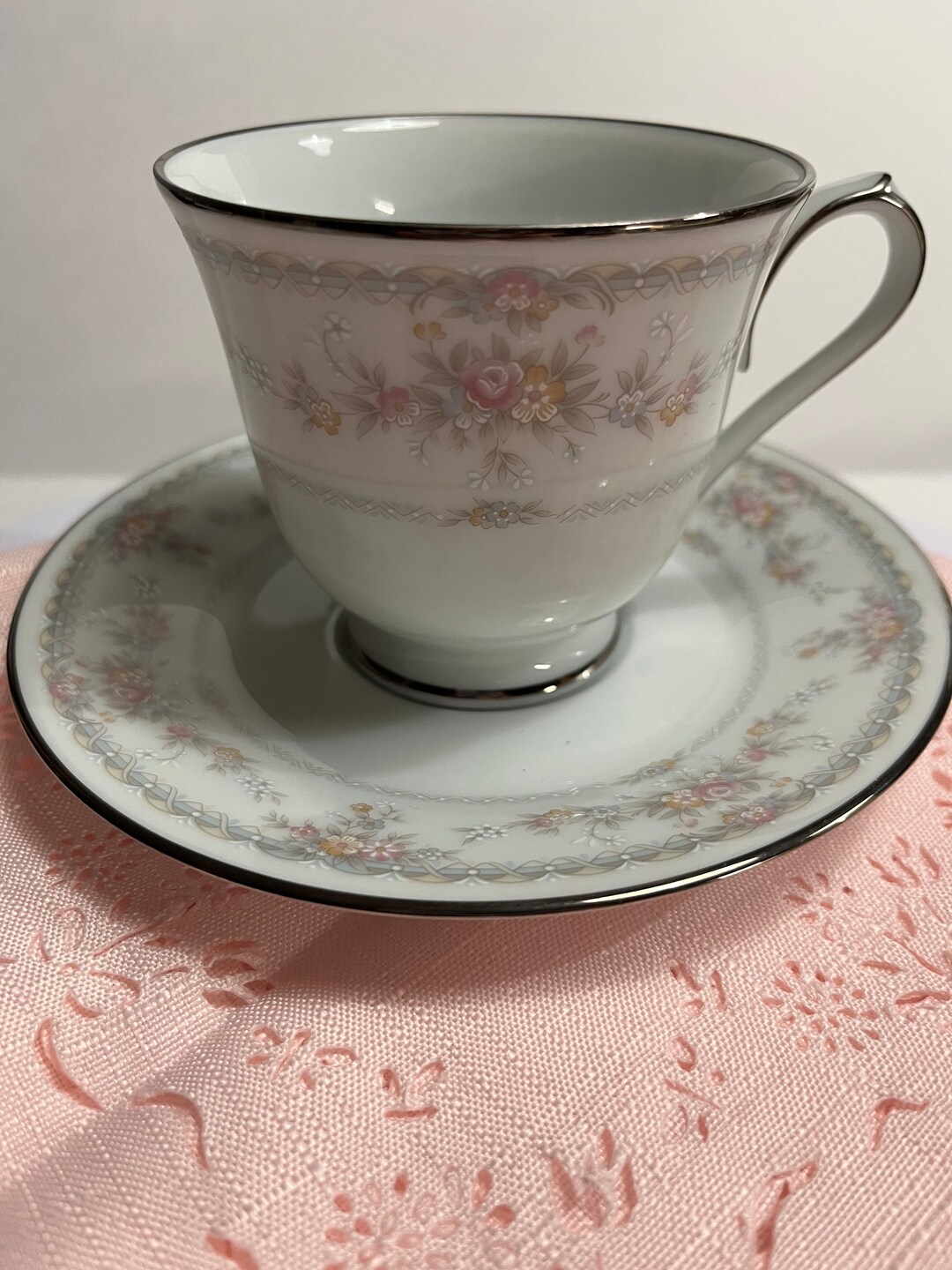 Noritake Veranda Teacup and Saucer - Etsy