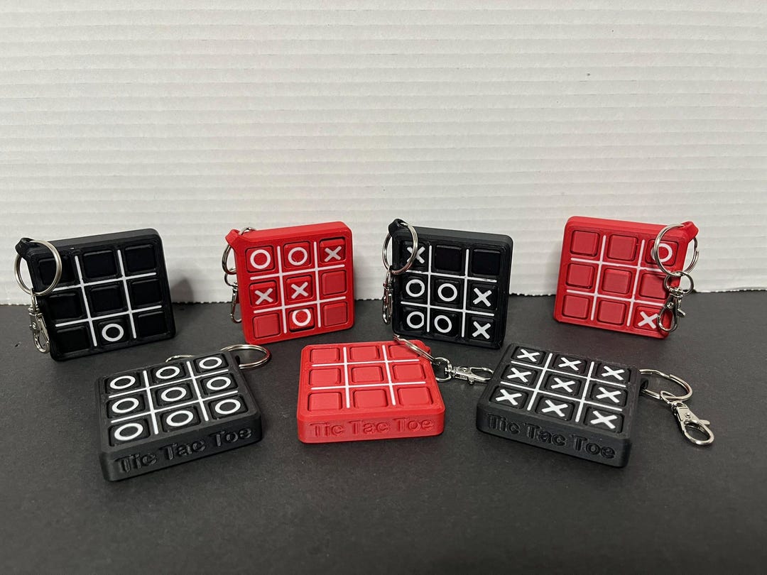 Miniature Tic Tac Toe Keychain Travel Fidget Game 3D Printed Color ...