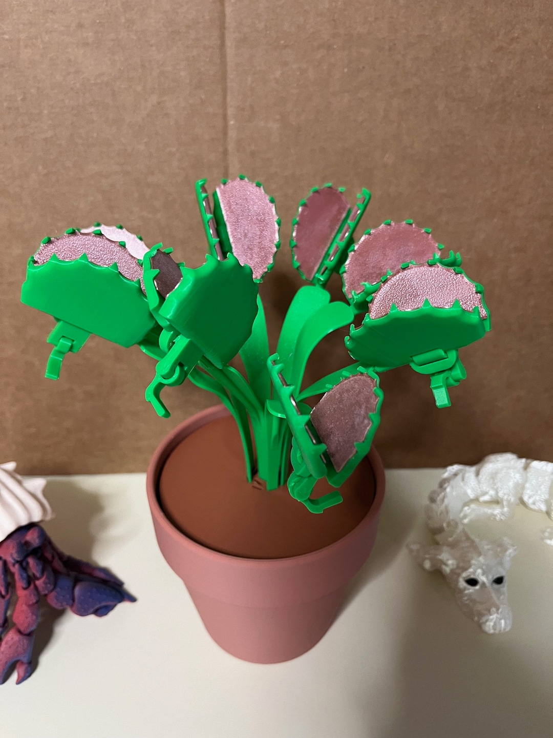 3D Printed Venus Flytrap Snack Clip Potted Plant With Secret ...