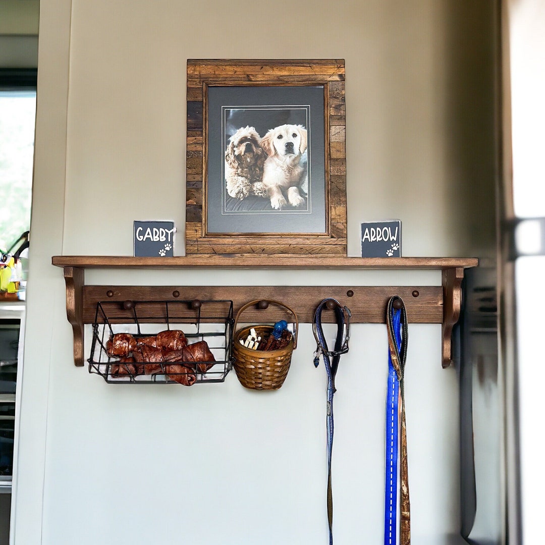 Peg Shelf for Wall, Pet Accessory Organization Shelf With Hooks for Dog ...
