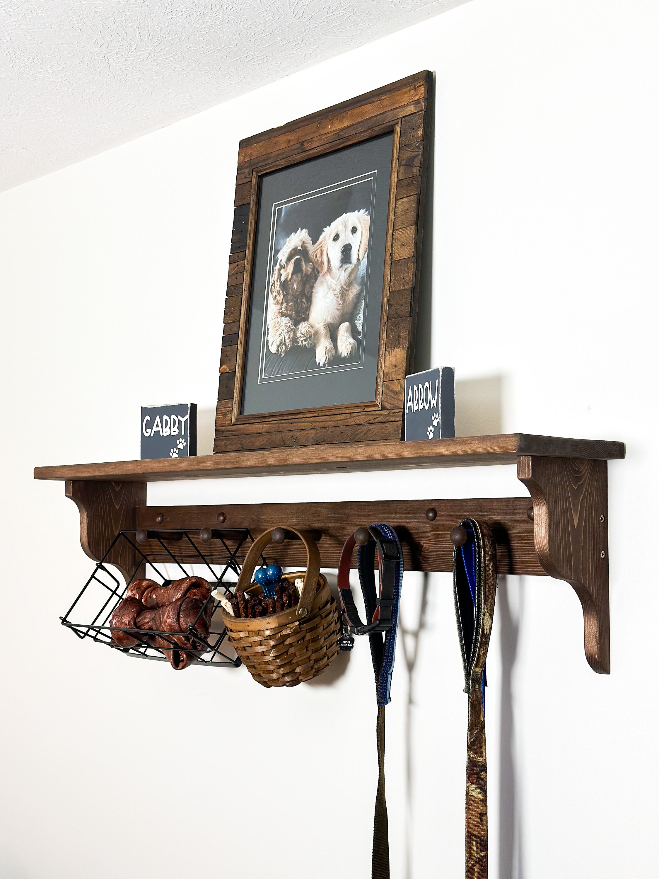 Peg Shelf for Wall, Pet Accessory Organization Shelf With Hooks for Dog ...