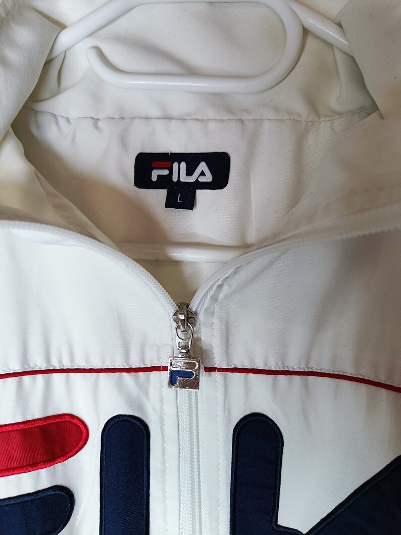 Vintage Fila Light Windbreaker Jacket Zip up Sweatshirt Size L Retro ...