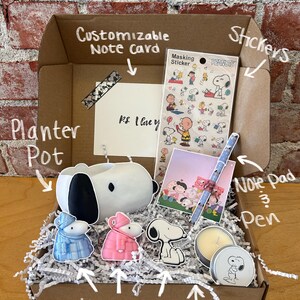 Snoopy Lovers Gift Box - Etsy Canada