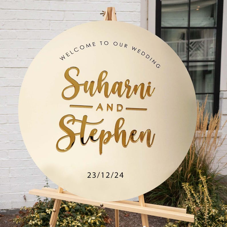 Round Acrylic Wedding Sign | Wedding Welcome Sign | Personalized Sign ...