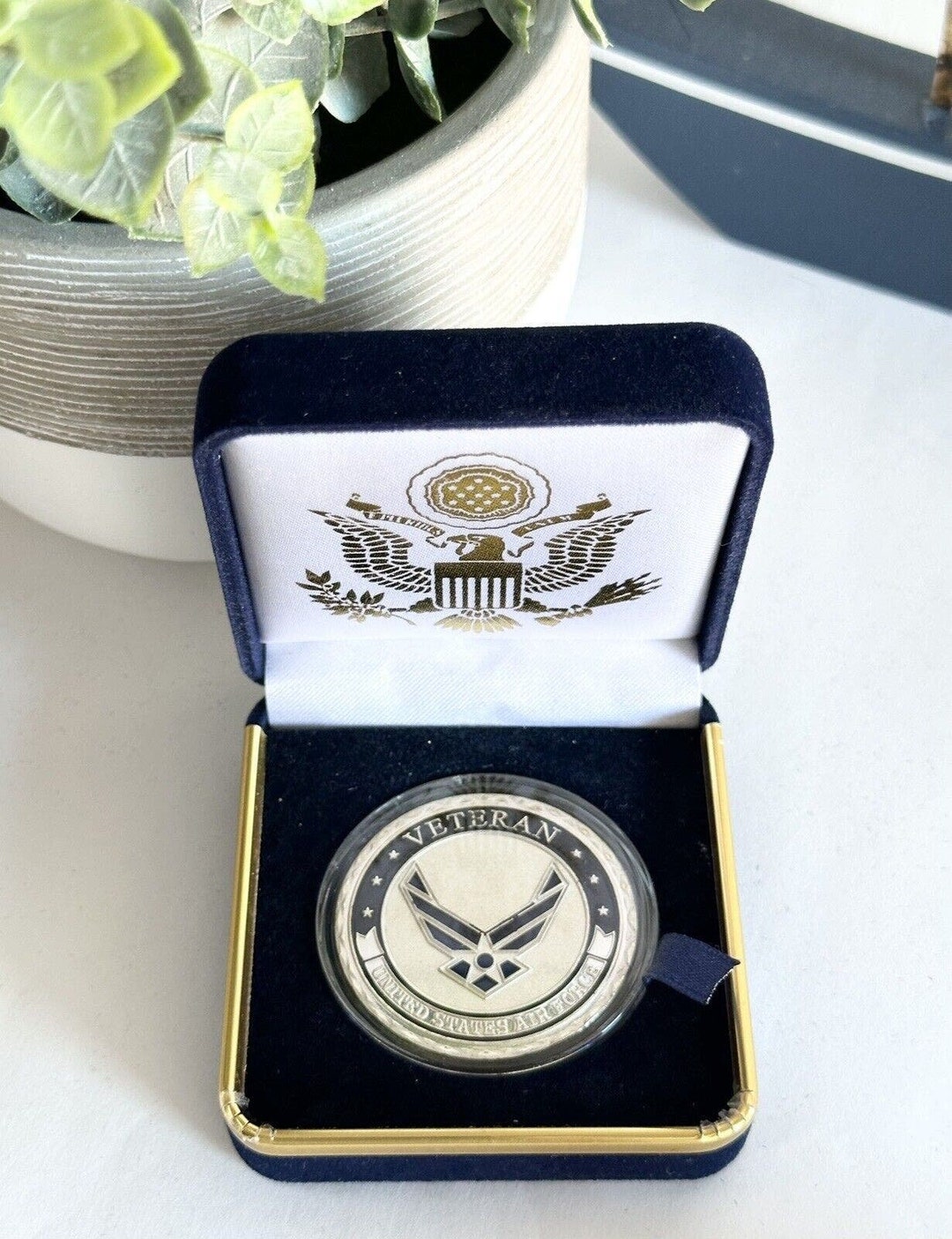 NEW USAF U.S. Air Force Veteran With Eagle and Flag Challenge Coin With ...