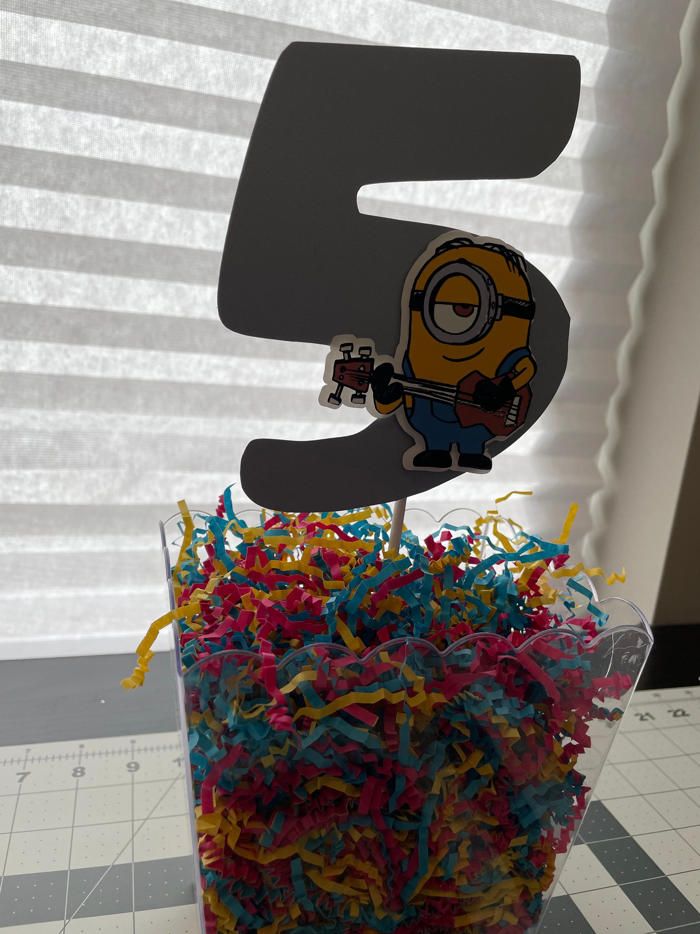 Minion Cake Topper, Centerpiece, Minion Party Decor - Etsy