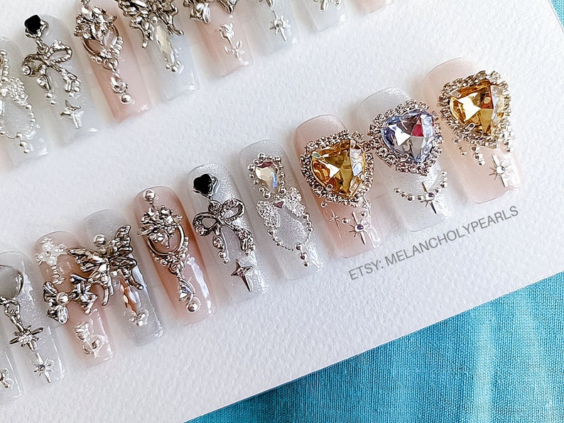 Cool Toned Luxury Ice Nail Set - Etsy