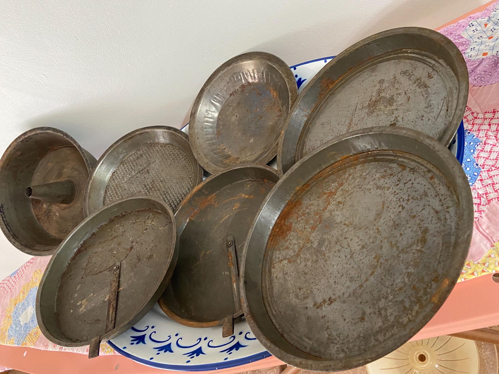 Antique Primitive Tin Pie & Cake Pan Bundle Lot - Etsy