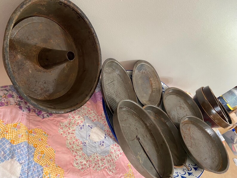 Antique Primitive Tin Pie & Cake Pan Bundle Lot - Etsy